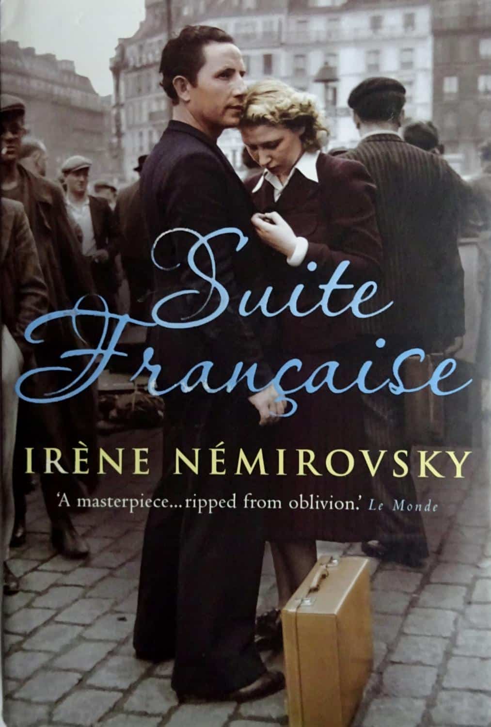 10 Best Books about Paris you NEED to read before you go!